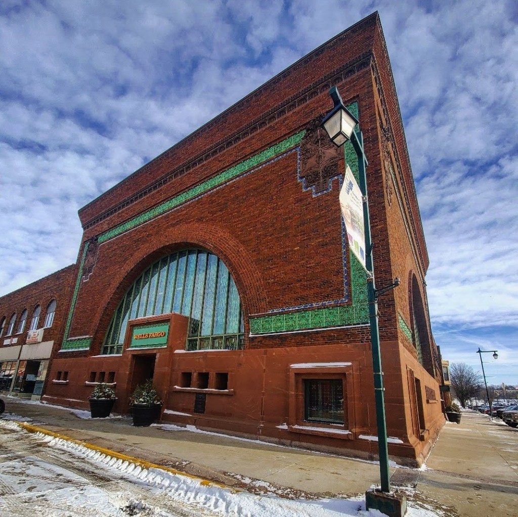 downtown-owatonna – Playeasy Stories