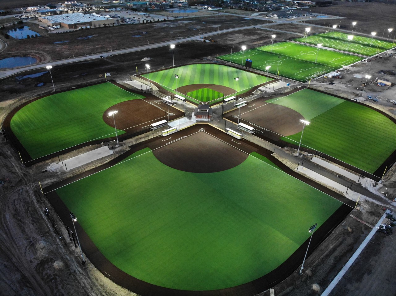 rantoul-family-sports-complex-night-diamonds – Playeasy Stories