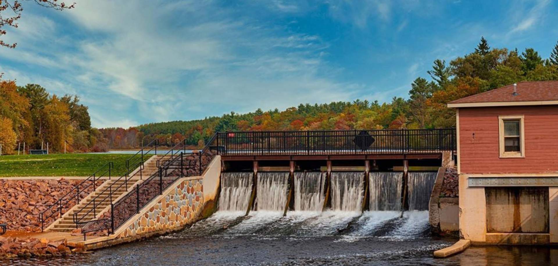 10 Reasons You Need to Visit the Stevens Point Area This Fall – Playeasy Stories